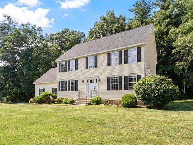 3 Perham Cir, Westford, MA 01886