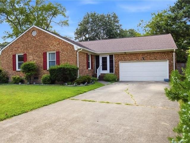 3 Perth Pl, Hampton, VA 23669