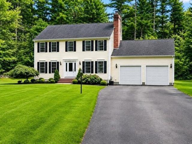 3 Pleasant St, Rehoboth, MA 02769