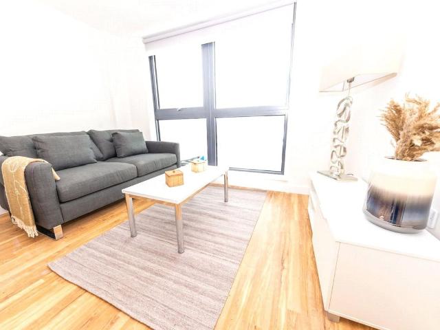 3 Pomona Strand, Old Trafford M16, 1 bed flat to rent, £1,075 pcm | PrimeLocation