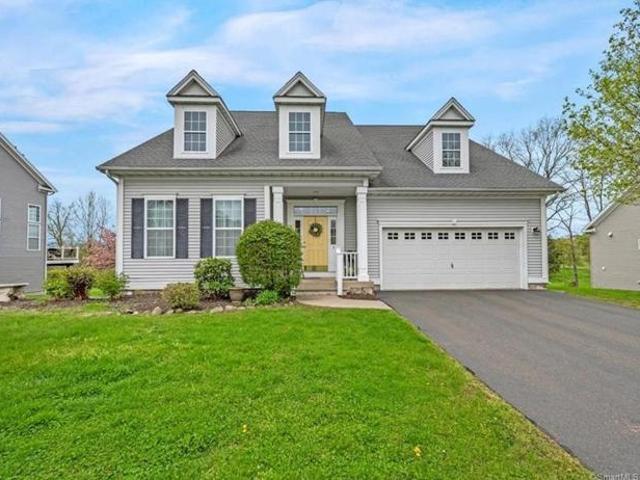 3 Pondside Dr #3, Wallingford, CT 06492