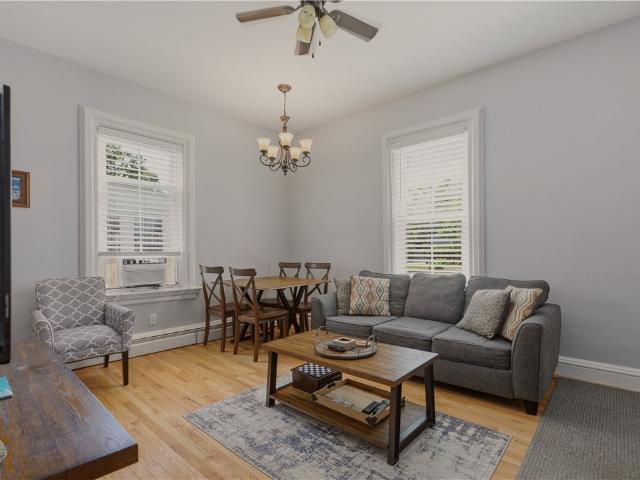 3 Prairie Avenue 1