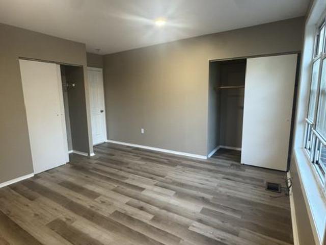 3 Private Bedrooms in a 2 story Home Brooklyn