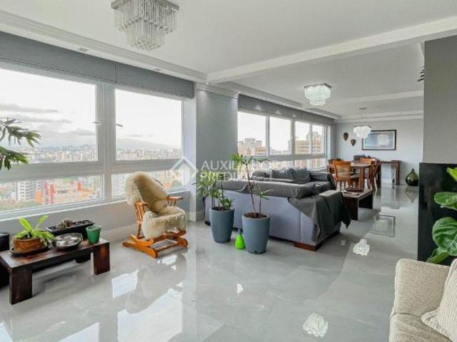 Apartamento 207m² de 3 quartos 3 suítes e 3 vagas bairro Rio Branco em Porto Alegre