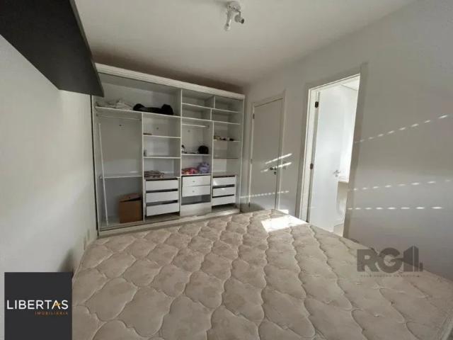 3 quartos 1 suíte, churrasqueira, sacada e 1 vaga. Infra completa