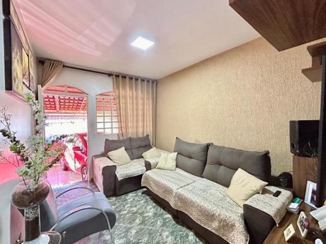 3 QUARTOS, COM LAJE NA QR 401 SAMAMBAIA NORTE