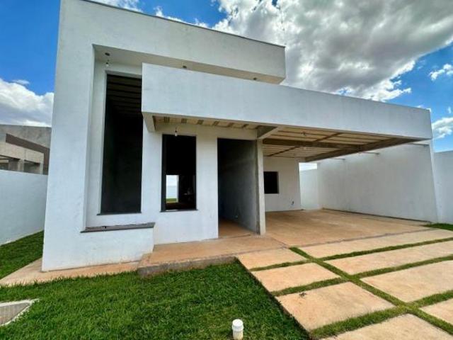 3 QUARTOS / FASE FINAL DE EXECUÇÃO / SALA AMPLA / CONDOMÍNIO FECHADO / SEGURANÇA
