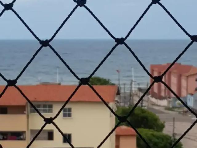 3 quartos no Icaraí CE, piscina, deck com churrasqueira e duas vagas cobertas