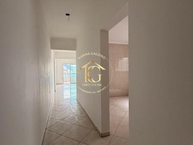 3 quartos sendo 1 suíte no bairro da GUILHERMINA com vista mar