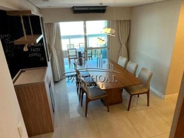3 QUARTOS, SENDO 2 SUÍTES, SACADA GOURMET COM CHURRASQUEIRA E VISTA MAR. LAZER COMPLETO