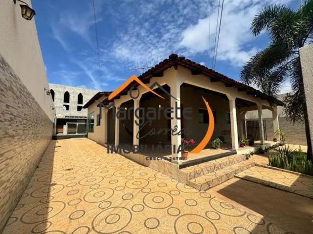 3 QUARTOS SENDO UMA SUÍTE/CHURRASQUEIRA/PISCINA/SALA DE JANTAR/ESCRITURADA/FINANCIAMENTO