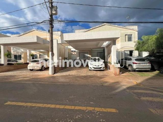 3 Quartos | Suíte | Garagem Coberta | Reformada | Banheiro Social