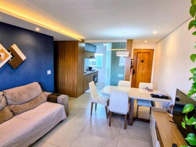3 quartos, suíte, Nascente, vista livre, Reformado, Prédio revitalizado. LIndo! 61991246747