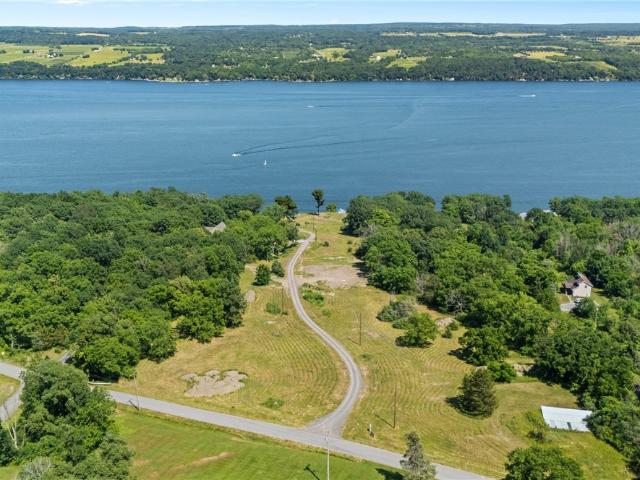 3 Red Cedar Falls Lane