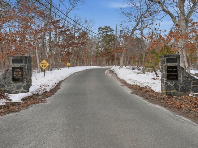 3 Robins Nest Lane