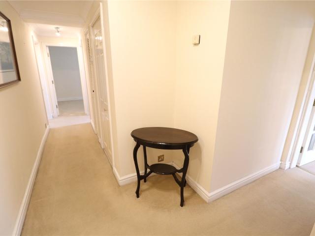 3 room apartment to let in Grange Cross Hey, Wirral, CH48 8AA