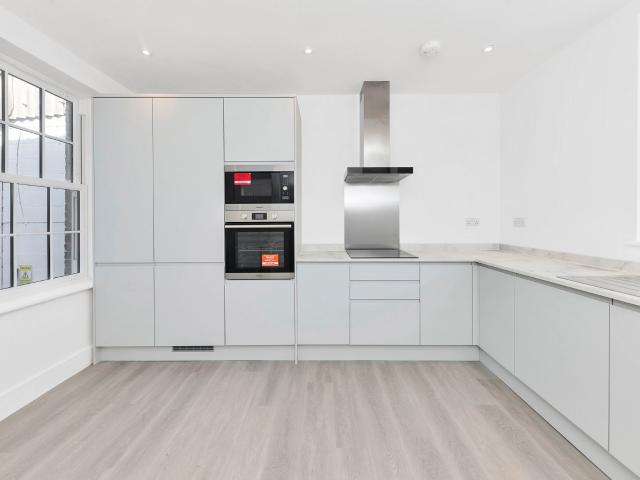 3 room house to let in All Saints Road, Newmarket, CB8