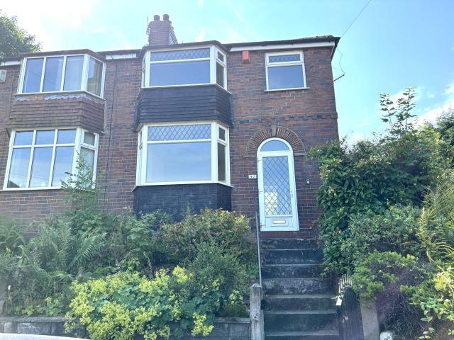 3 room house to let in Harcourt Avenue, Stoke On Trent, ST3