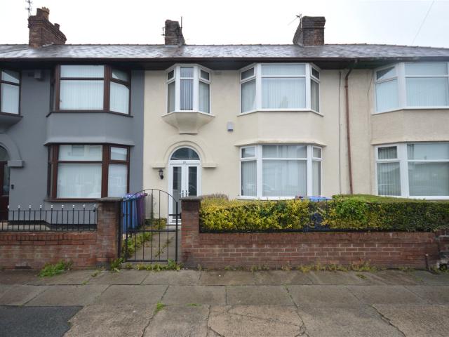 3 room house to let in Willowdale Road, Walton, Merseyside, L9 1BT