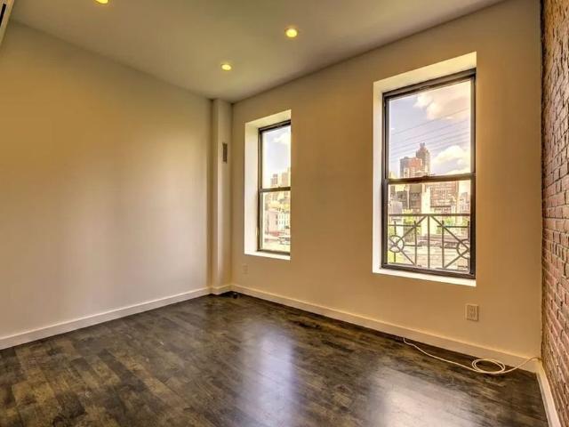 3 room luxury Apartment for rent in 322 East 59th Street, New York
