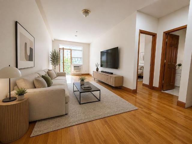 3 room luxury Apartment for rent in Queensbridge Houses, United States