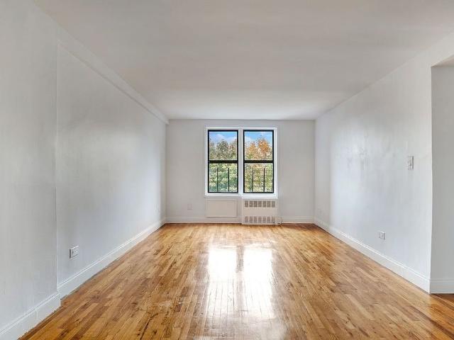 3 room luxury Flat for rent in Bronxdale Houses, New York