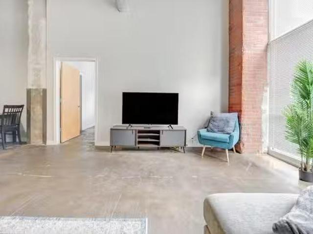 3 rooms apartment in Crossroads