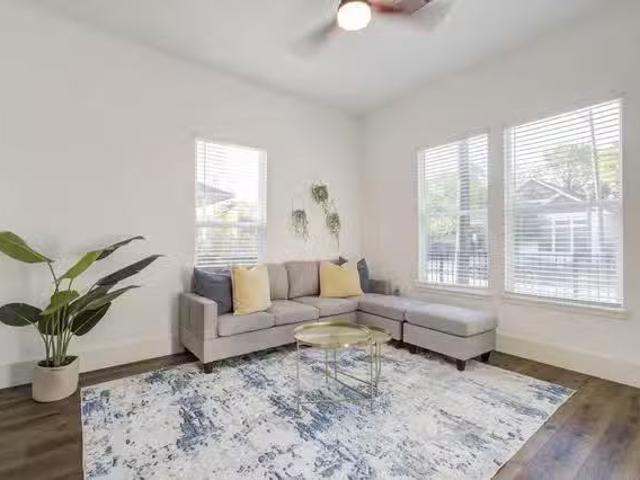 3 rooms apartment in Downtown