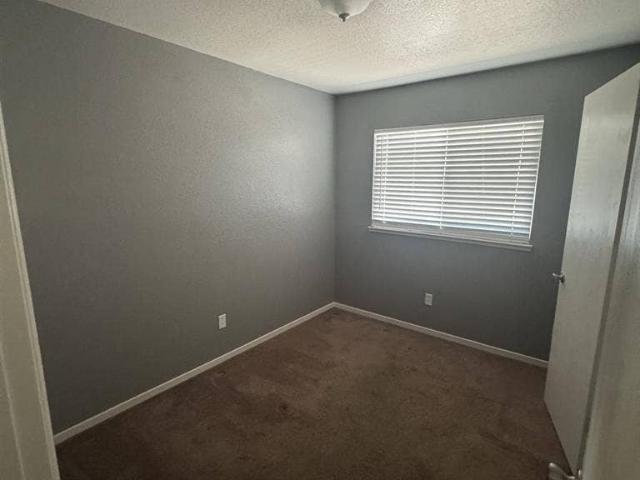 2 rooms for rent