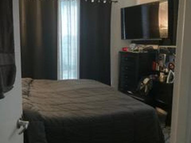3 Rooms in the bronx for rent $300/weekly each