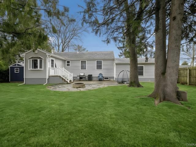 3 Roy Avenue
