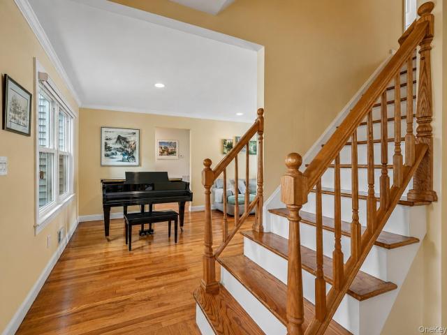 3 Stephen Court
