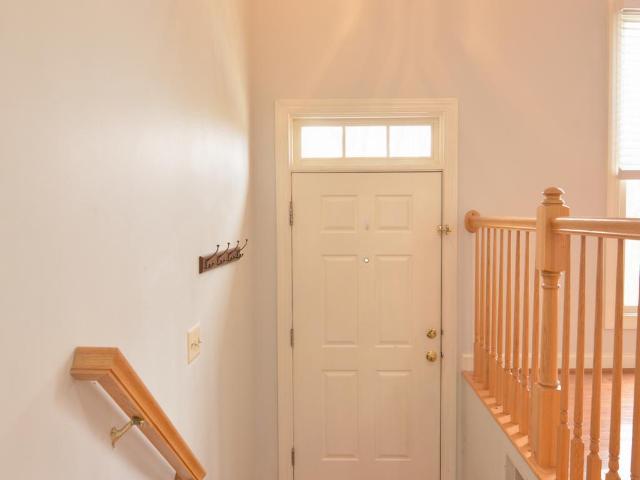3 Sterling Ct, Rockville, MD 20850 | MLS #MDMC2231 | Compass