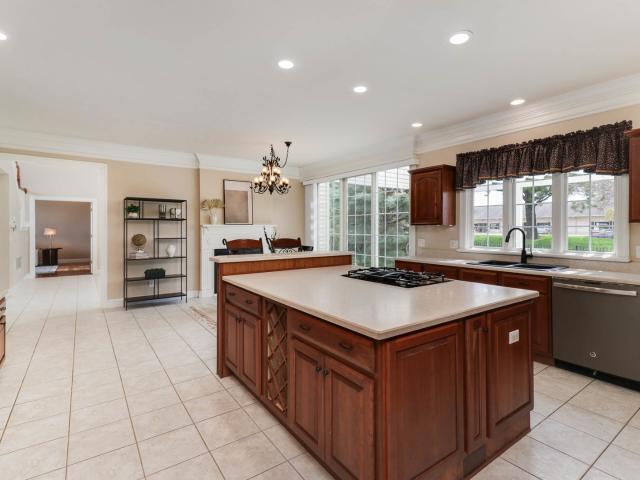 3 Strawberry Rd, Bloomington, IL 61704 | Compass