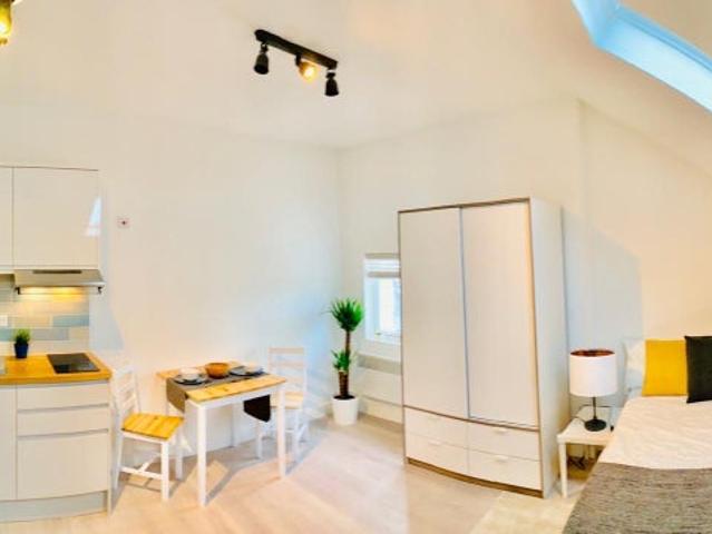 ✨ 3 Studio Flats to Let in Dollis Hill
