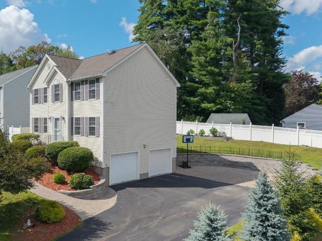 3 Sugarberry Drive