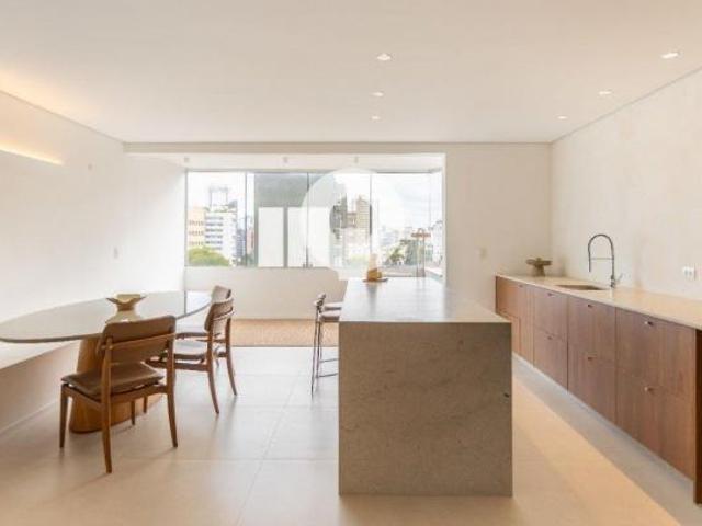 3 SUÍTES, 181 M² E ÁREA GOURMET INTEGRADA AV. VISCONDE DE GUARAPUAVA