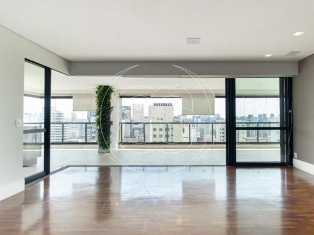 3 SUITES 184M² 3 VAGAS ALTO PADRÃO MOEMA