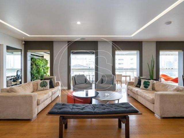 3 SUITES 275M² 4 VAGAS MOEMA