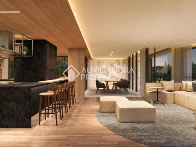 3 SUITES COM SACADA E UMA VISTA IMPECÁVEL