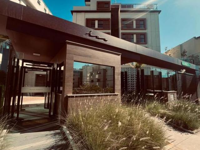 3 SUITES COM VARANDA, LAGO NORTE