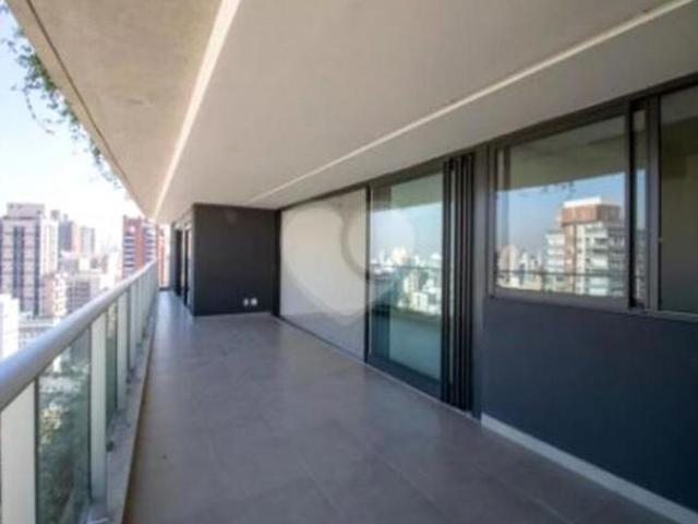 Apartamento com 3 quartos à venda em Cerqueira césar SP
