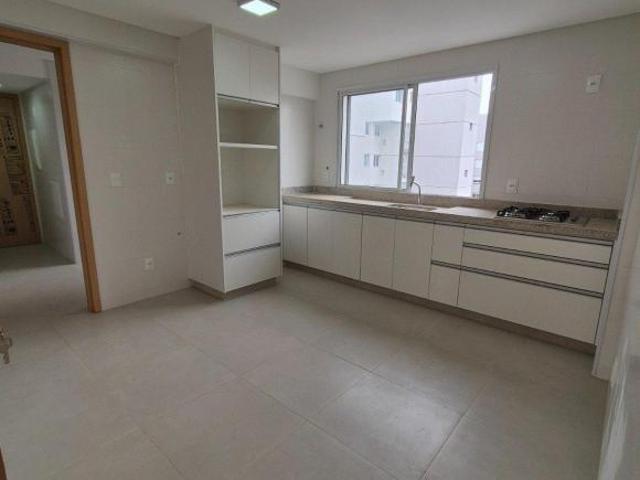 3 suítes plenas 3 garagens venda Maison Bueno