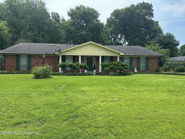 3 Summerfield Pl, Natchez, MS 39120