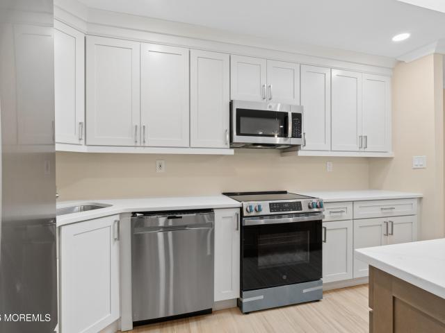 3 Surrey Court Unit A