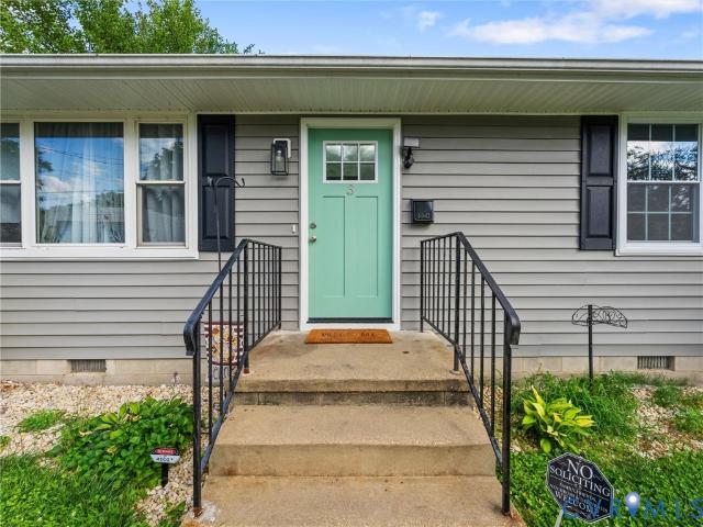 3 S Ivy Avenue