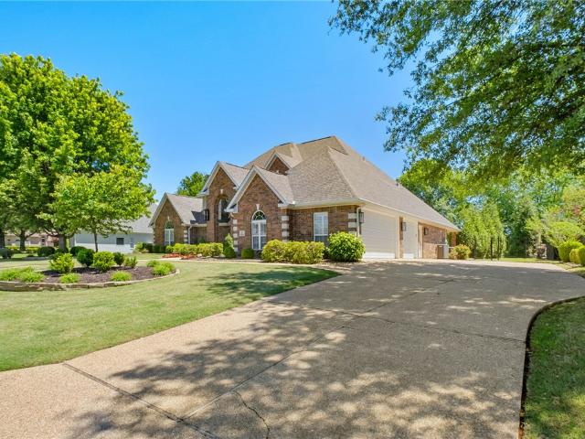 3 S Sherwood Drive