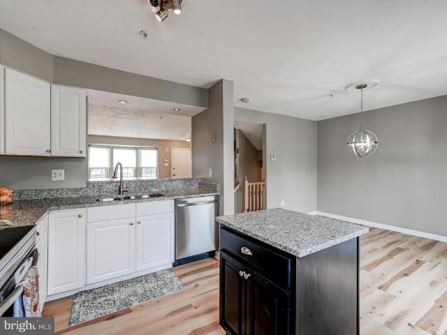 3 Sandview Court