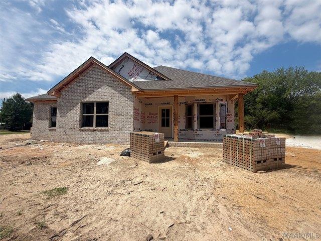 3 Shawnee Dr, Wetumpka, AL 36092