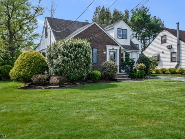 3 Shawnee Rd, Cranford, NJ 07016 | MLS #4024 | Compass